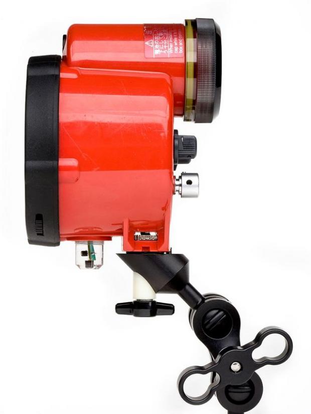 Ultralight UAK-DIN-08 underwater double 8" arm kit for Inon strobes ...